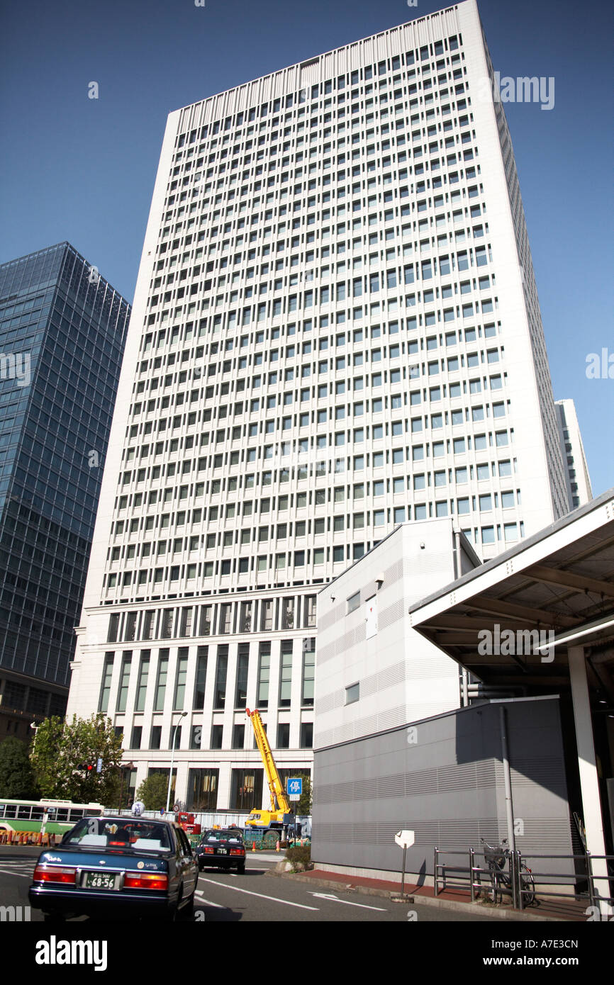 Tall modern commercial office skyscraper building in Tokyo Japan Asia ...