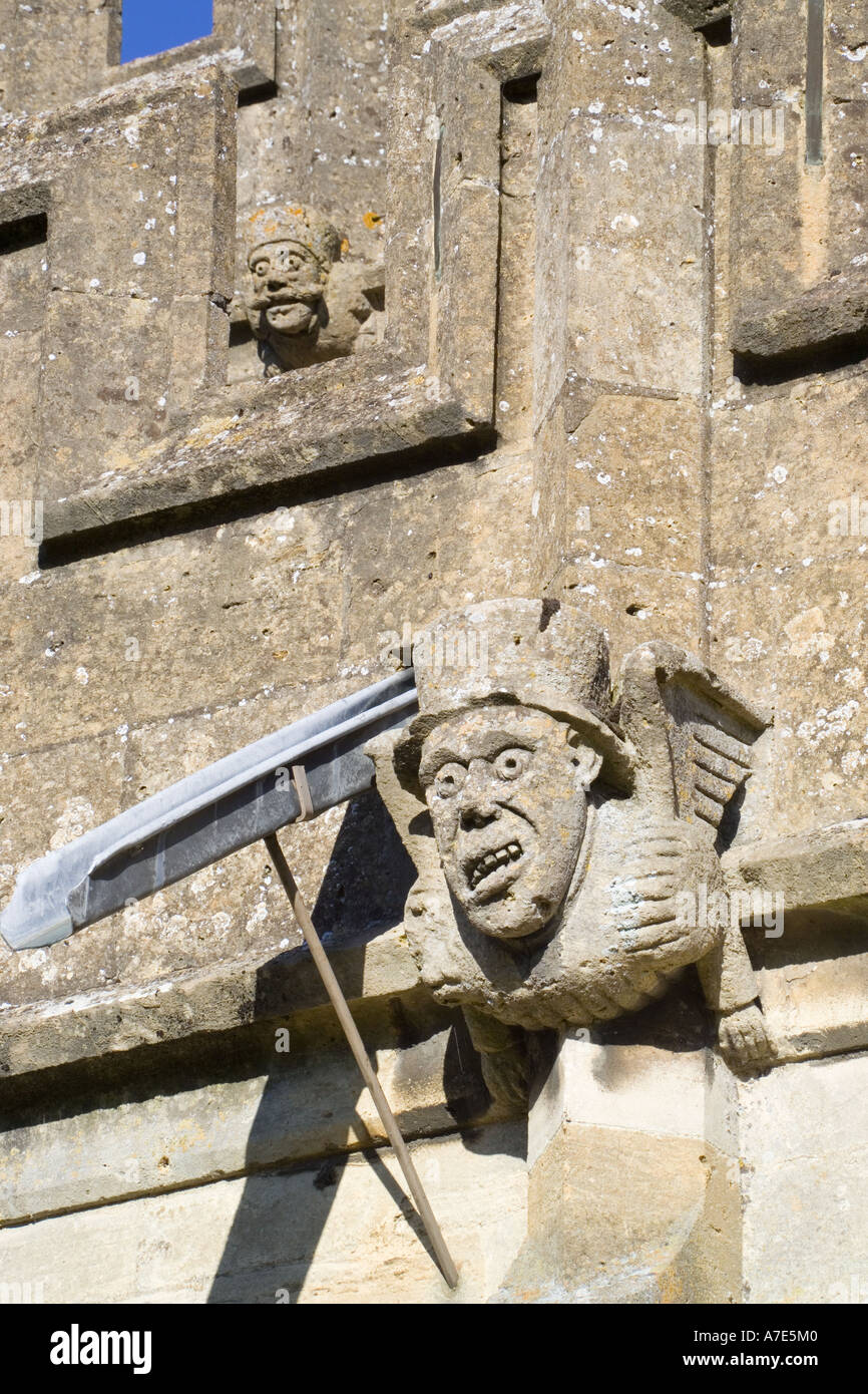 Medieval gargoyles hi-res stock photography and images - Alamy