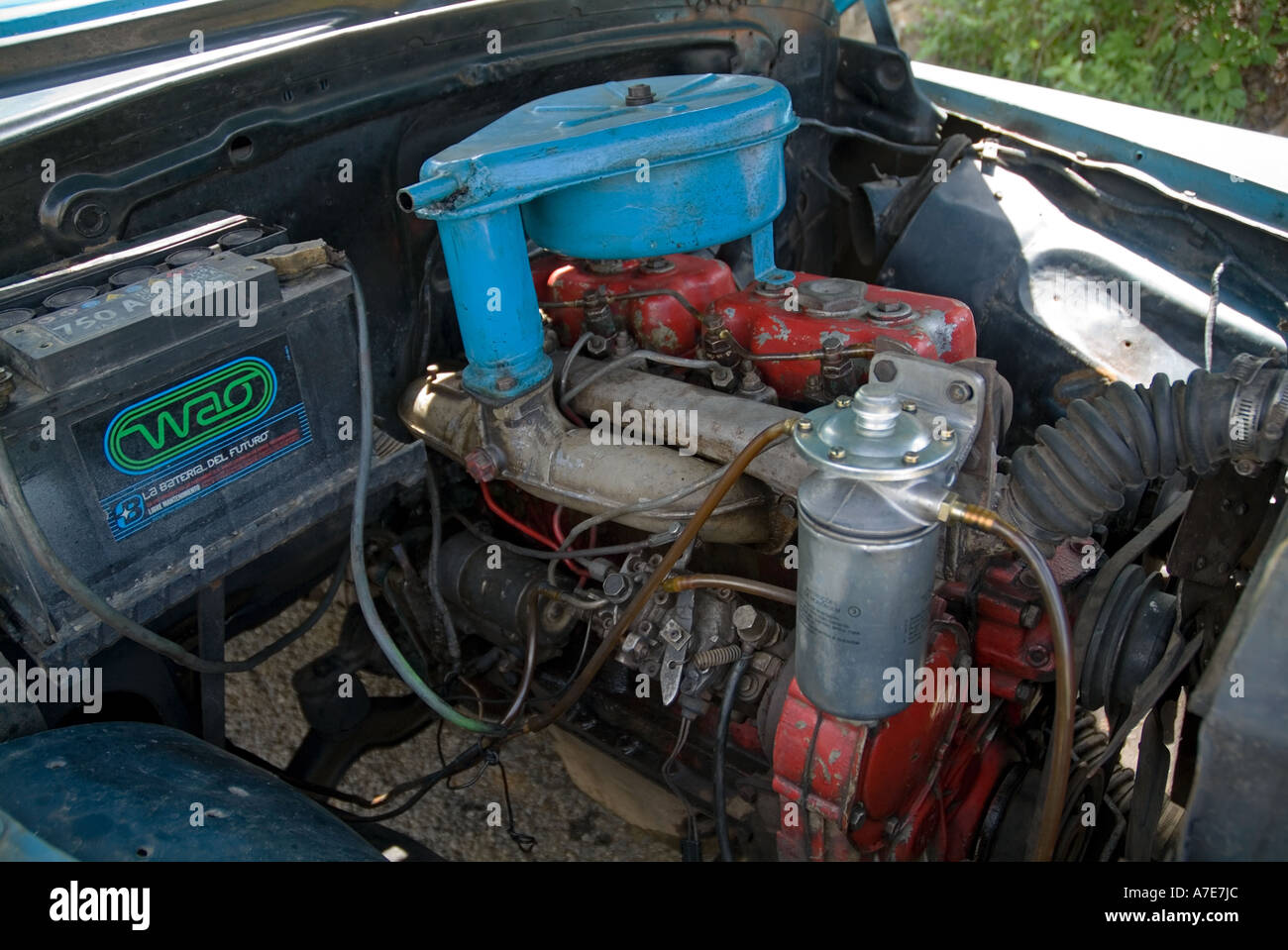 Motor of an old American car Vinales valley Cuba Stock Photo - Alamy