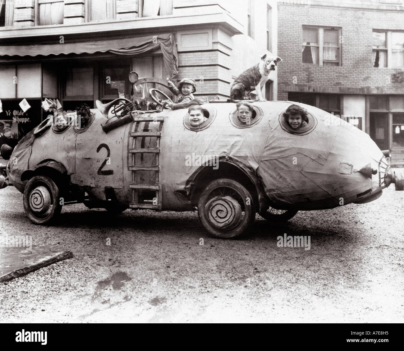 OUR GANG comedy group who appeared in many silent films in the 1920s ...
