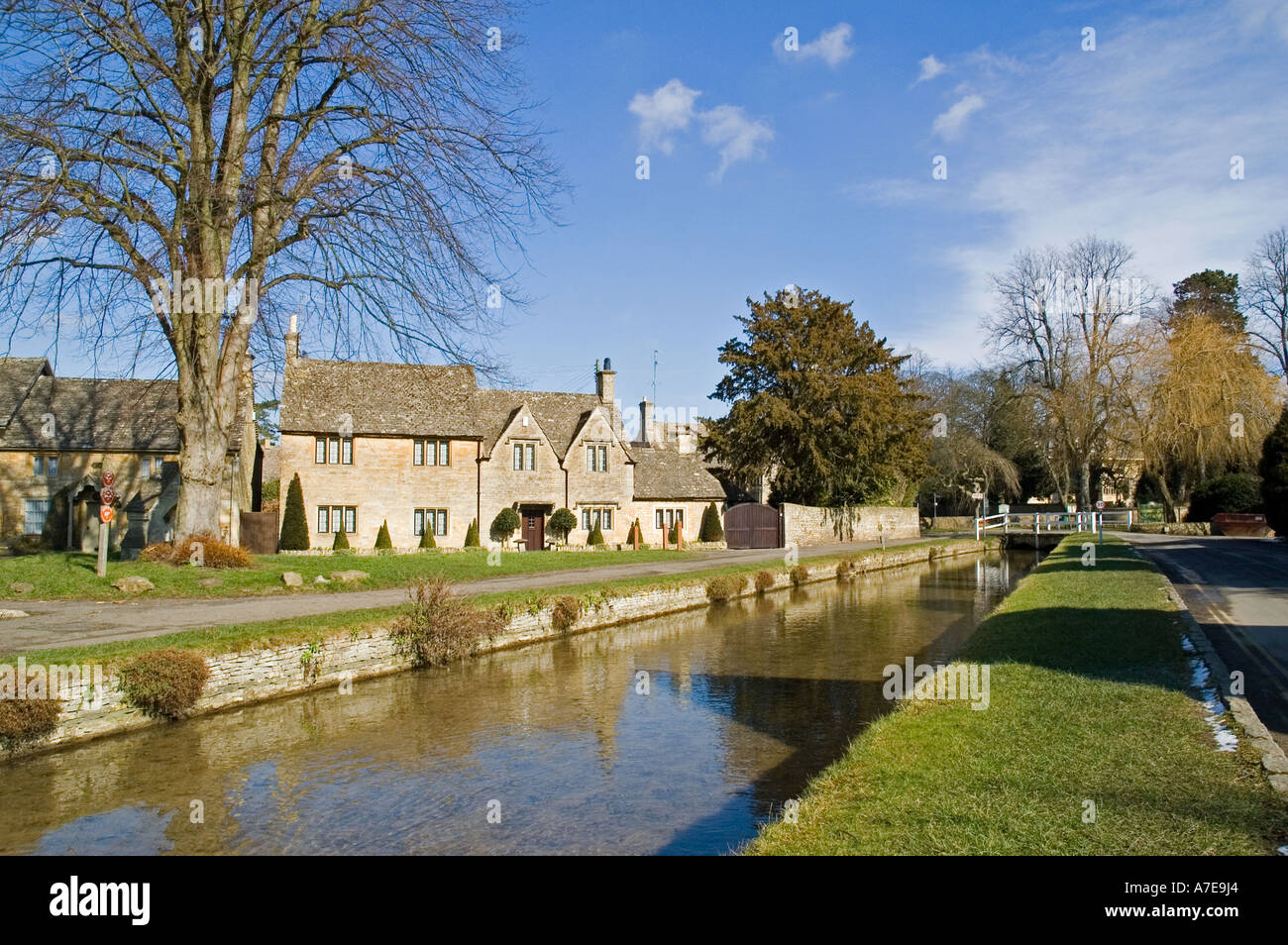 LOWER SLAUGHTER - RIVER EYE Stock Photo - Alamy