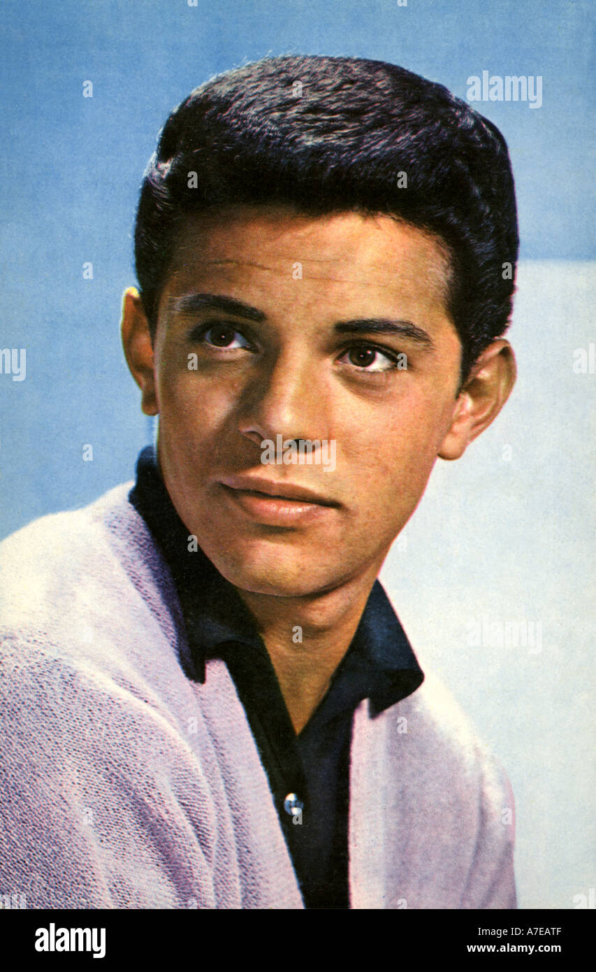 Teenage pop singer hi-res stock photography and images - Alamy