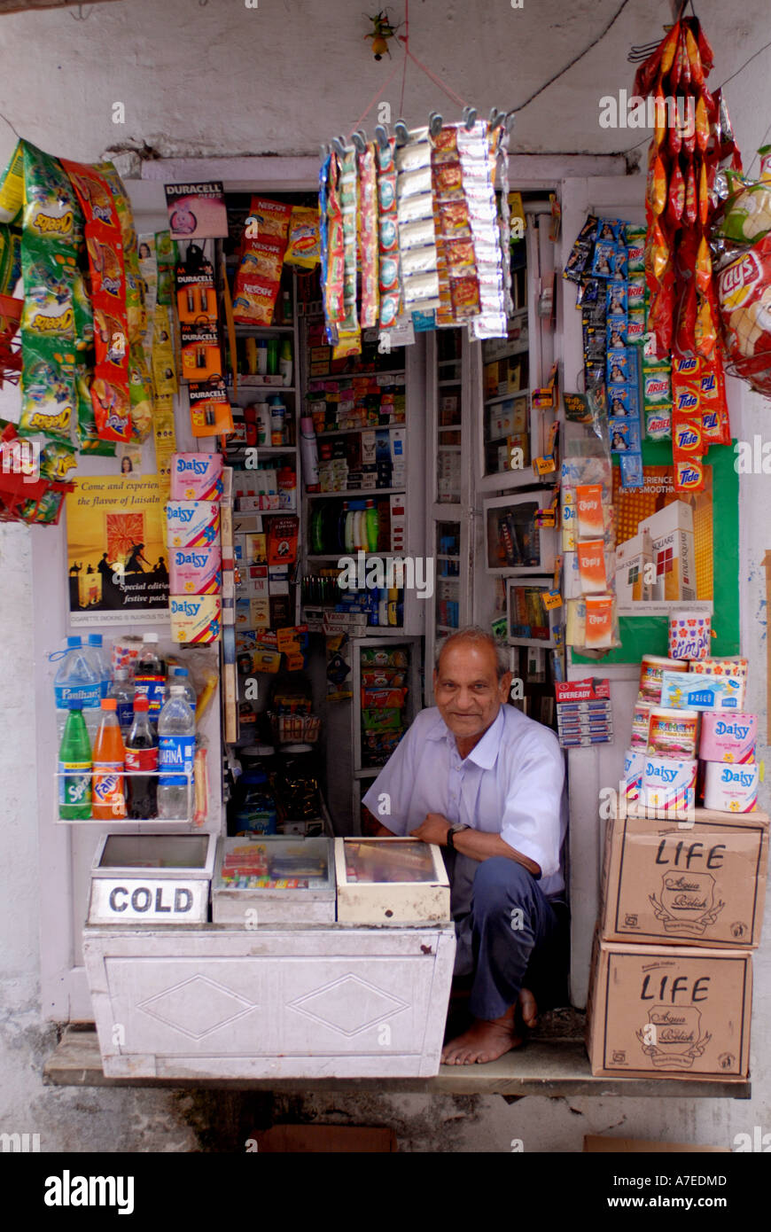Small shop in the lake city of Udaipur Rajasthan India Stock Photo - Alamy