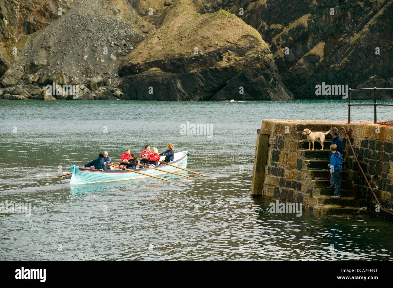 Gig rowing team hi-res stock photography and images - Alamy