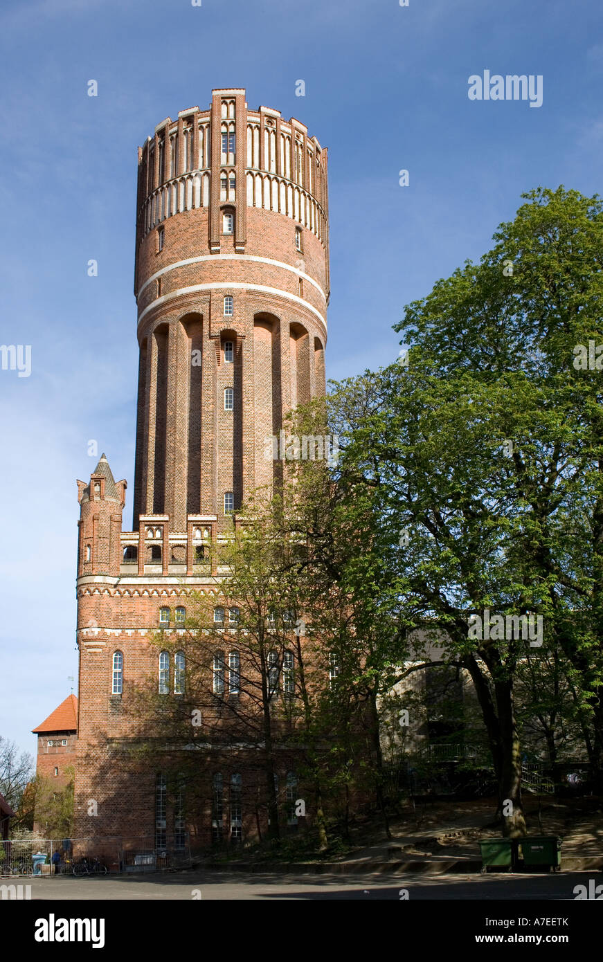 Water reservoir tower hi-res stock photography and images - Alamy