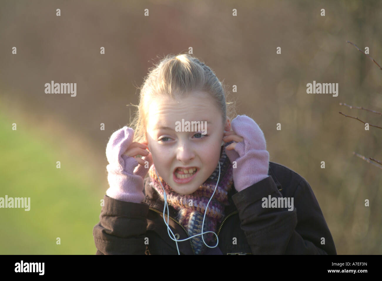 Pretty 12 year old blonde hi-res stock photography and images - Alamy