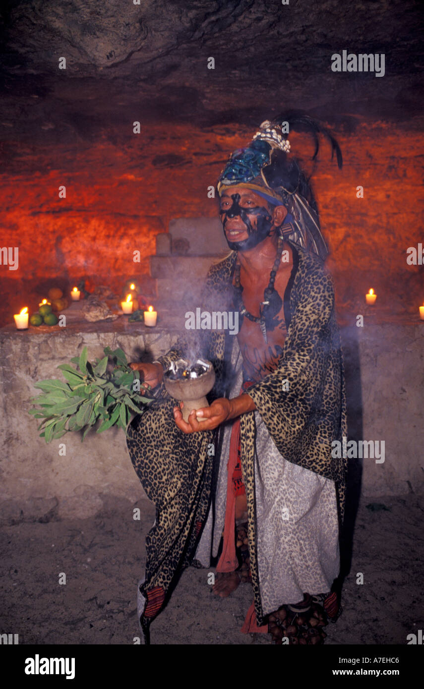 Mexico,Yucatan Peninsula, Xcaret, Mayan rituals and mystical dances ...