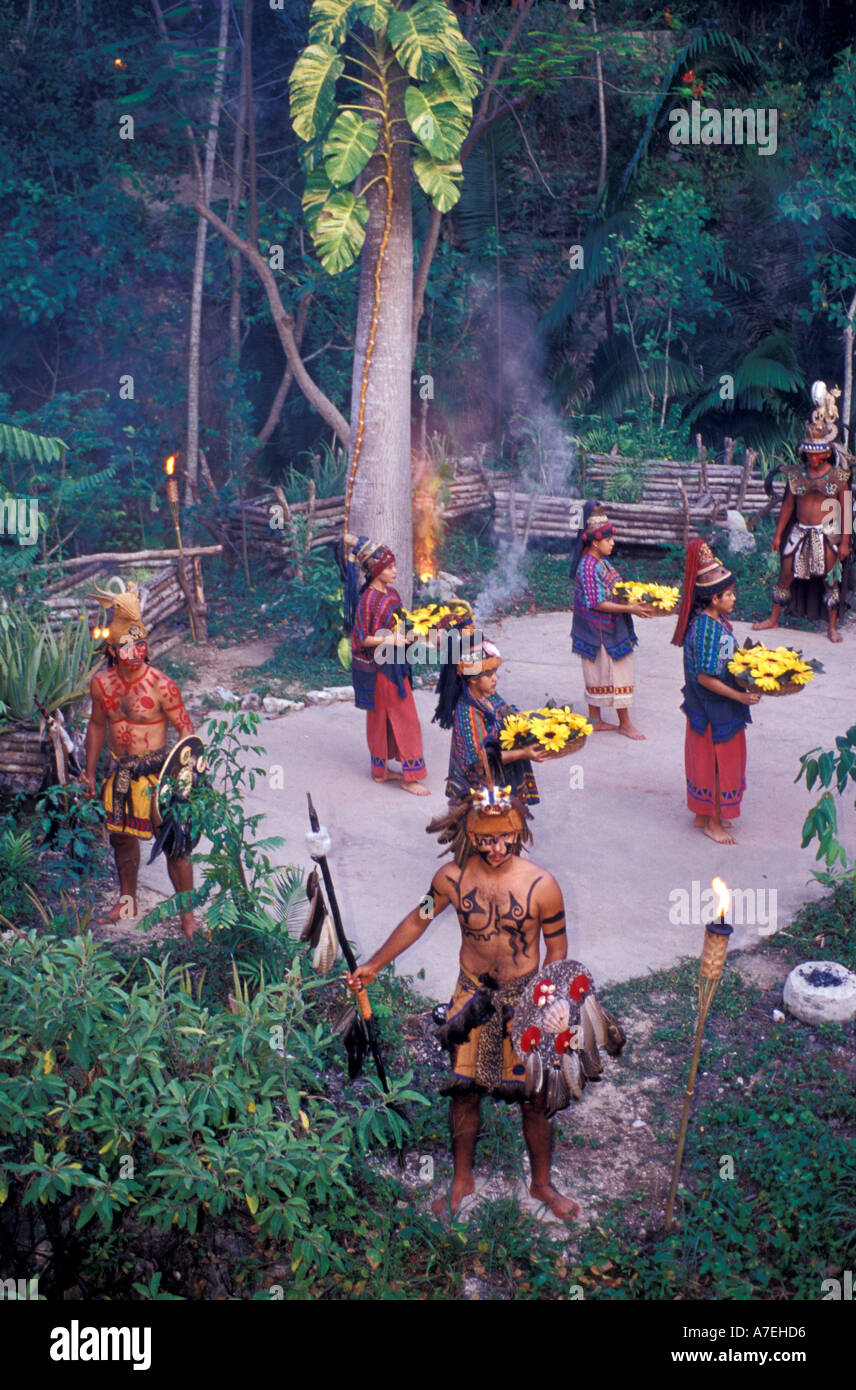 Mexico,Yucatan Peninsula, Xcaret, Mayan rituals and mystical dances ...