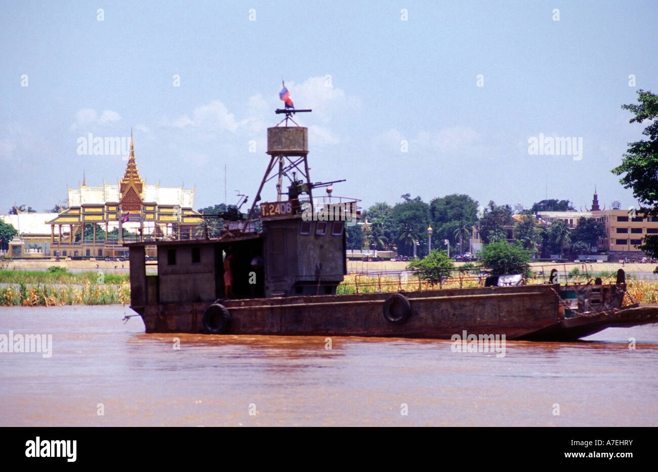 Armoured gun boat on the Mekong River at Phnom Penh Stock Photo - Alamy