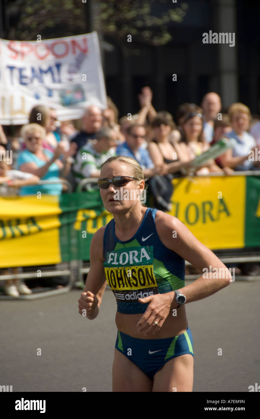 Benita Johnson of Australia running in the Flora London Marathon 2007 ...