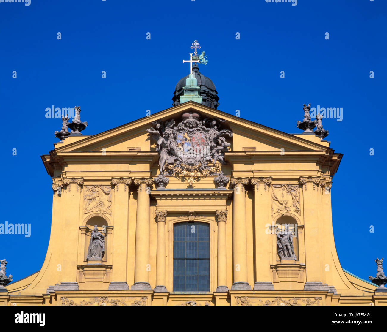 Geography travel germany munich old town hi-res stock photography and ...