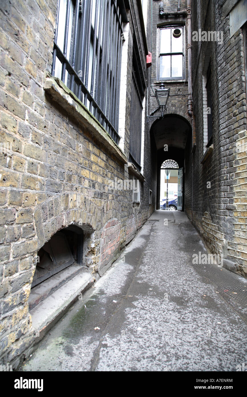 City Alley City of London Stock Photo - Alamy