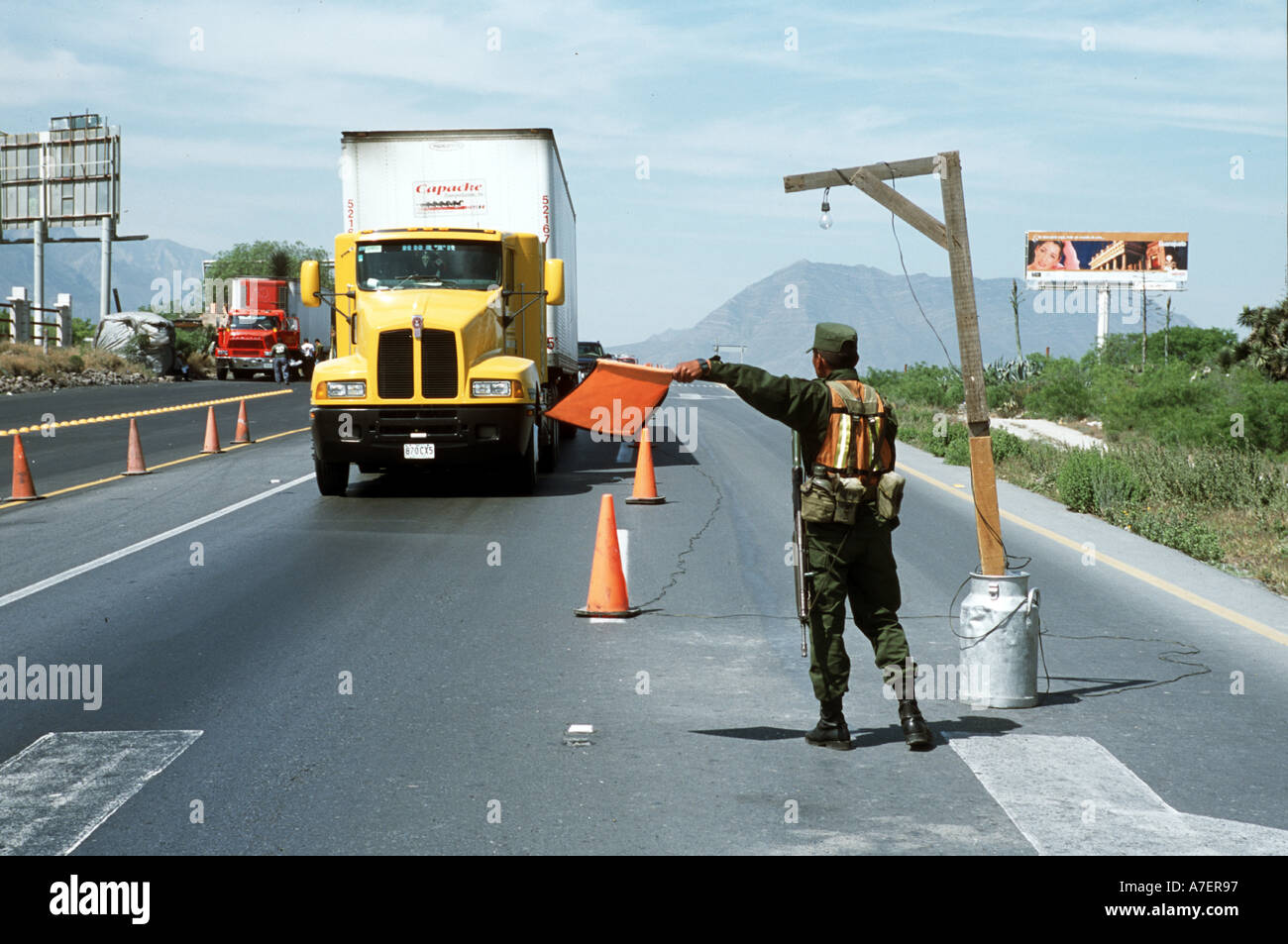 Border checkpoint hi-res stock photography and images - Alamy