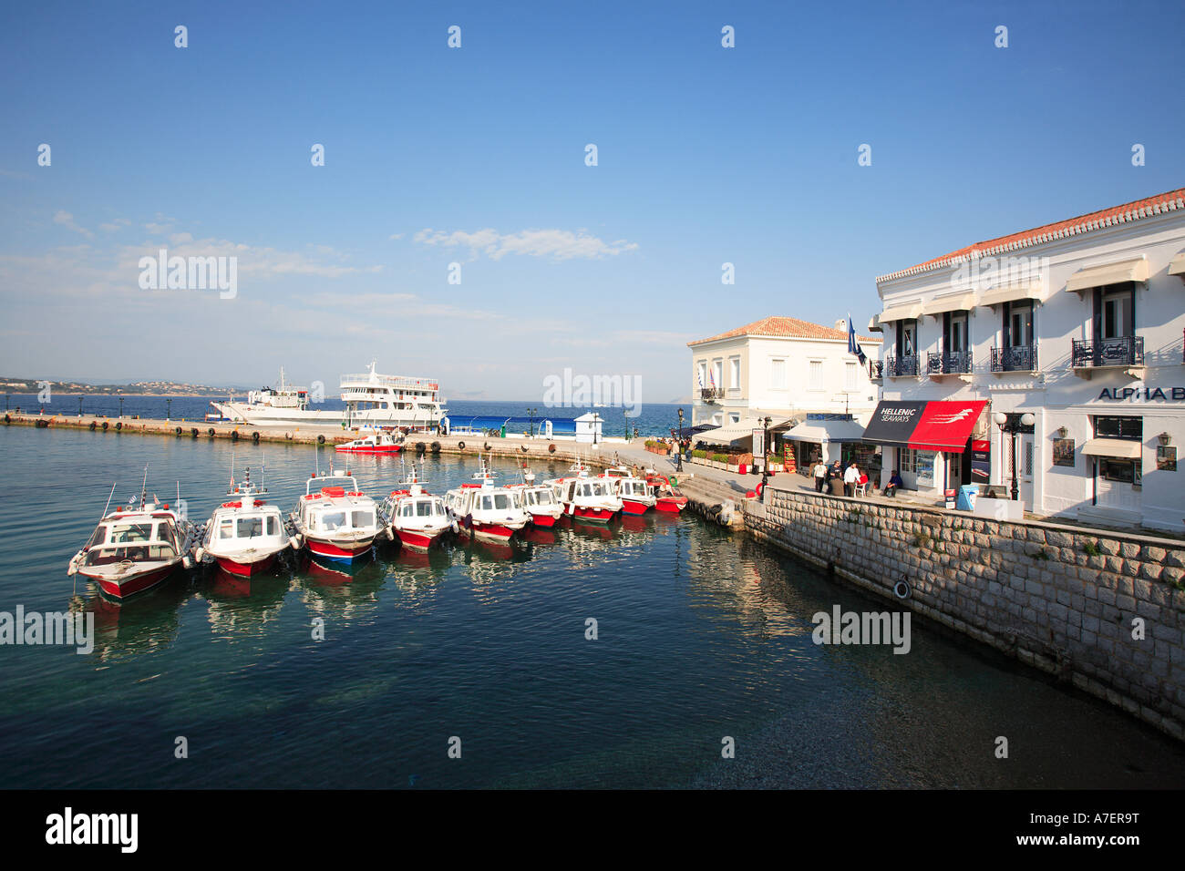 Spetses dapia port hi-res stock photography and images - Alamy