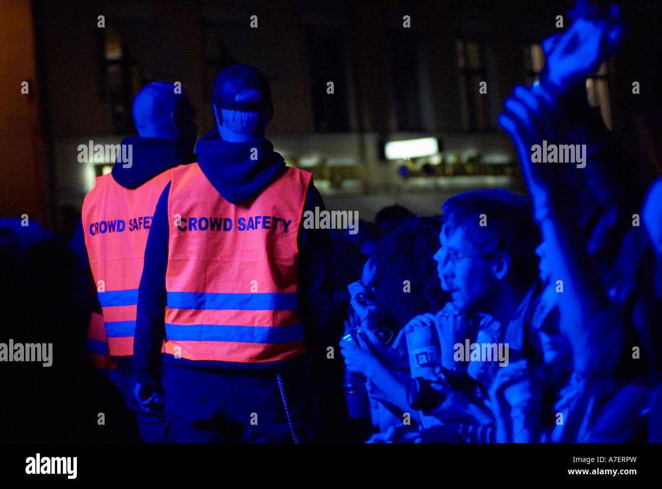 Popconcert hi-res stock photography and images - Alamy