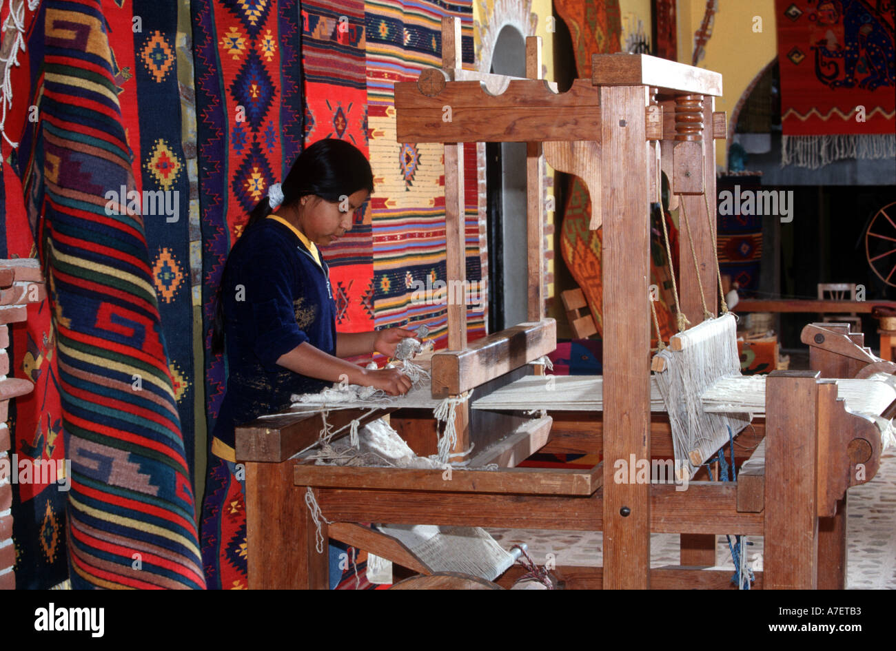 Zapotec Weaving Rug Stock Photos & Zapotec Weaving Rug Stock Images - Alamy