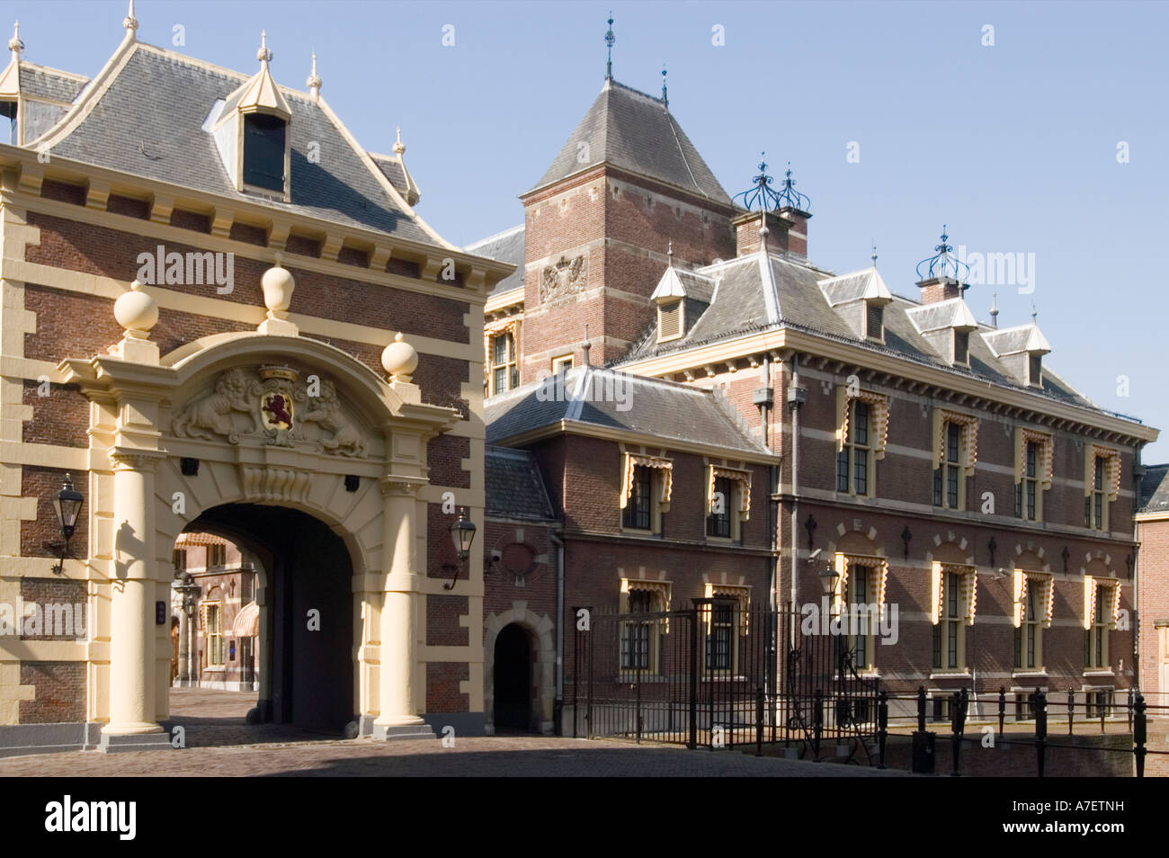 Entrance gate to the Binnenhof Dutch Parliament baroque building Den ...