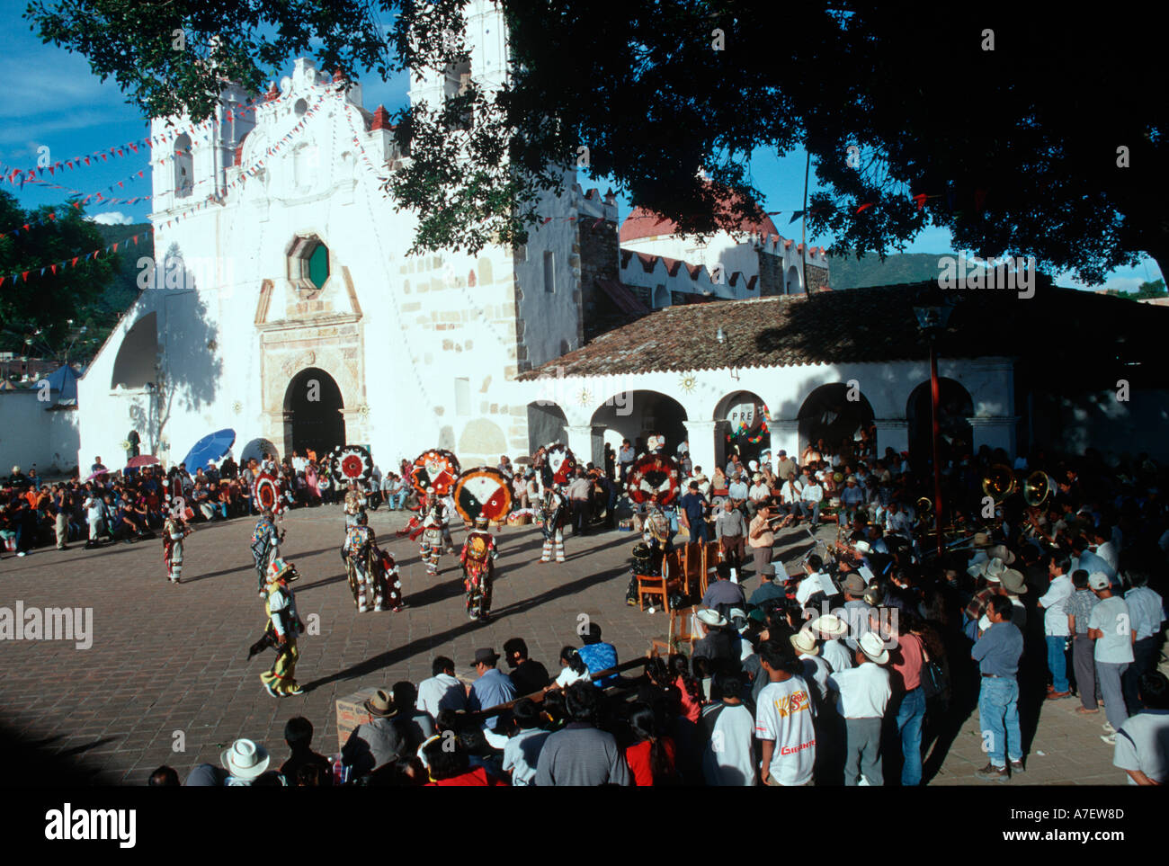 Teotitlan del valle village hi-res stock photography and images - Alamy