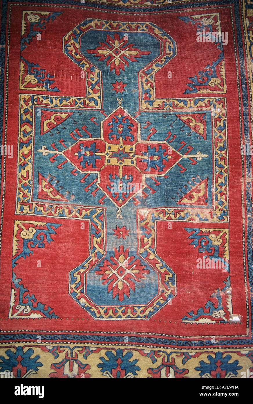 Prayer rug from konya hi-res stock photography and images - Alamy Prayer rug from konya hi-res stock photography and images - Alamy