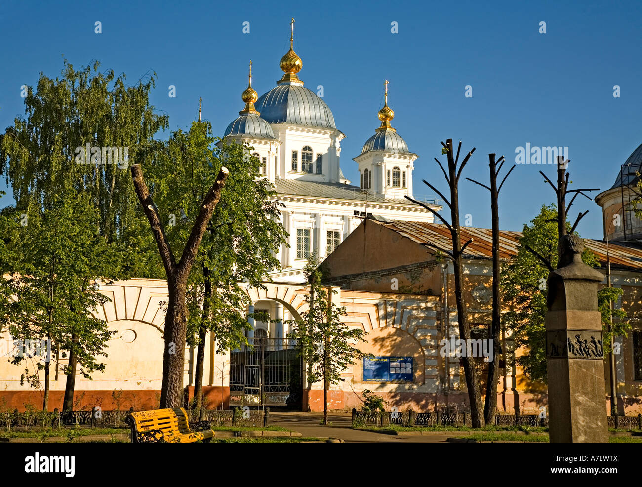 Yaroslavl convent exterior hi-res stock photography and images - Alamy