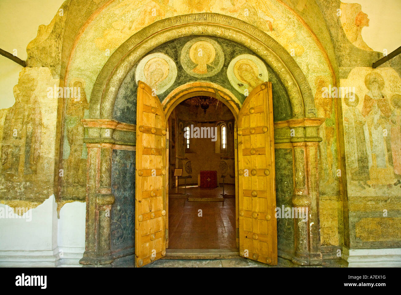 Transfiguration of the Saviour monastery, Tsar's Gate, Yaroslavl ...