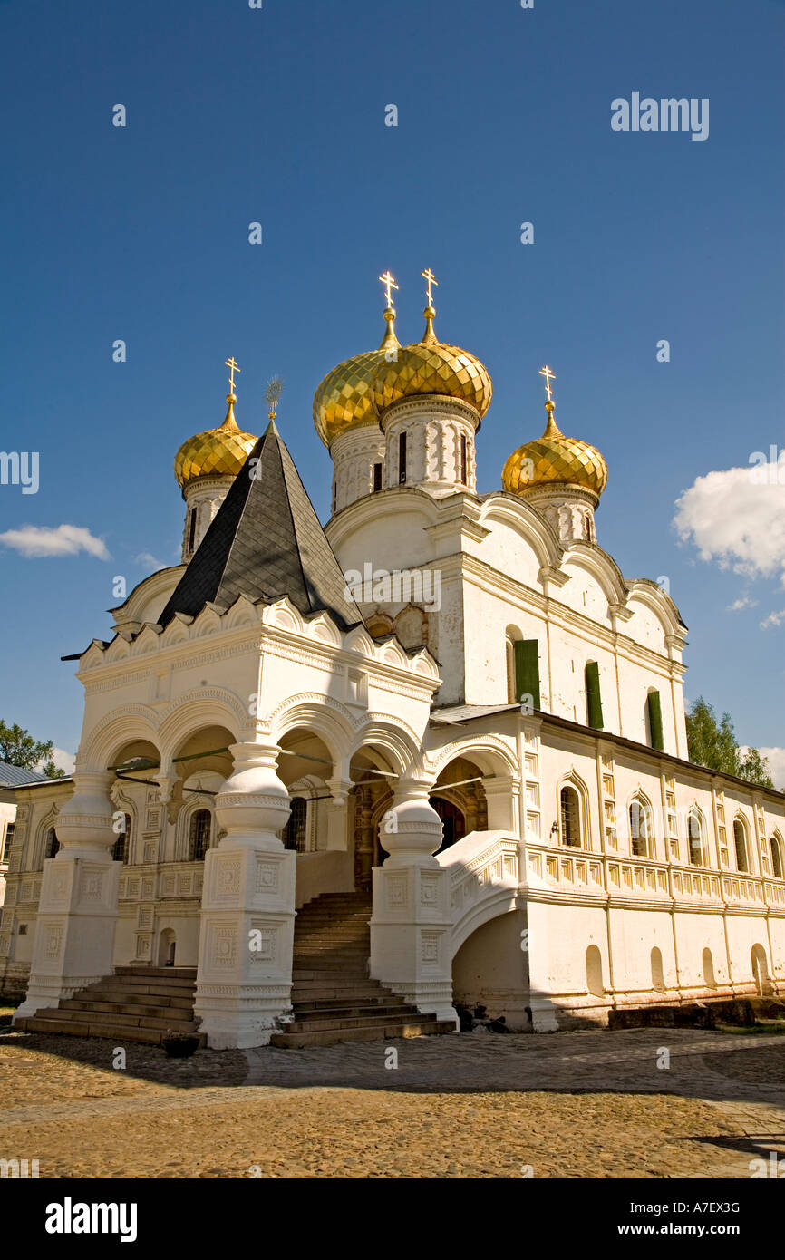 Ipatiev Monastery, Epiphany church, Kostroma, Russia Stock Photo - Alamy