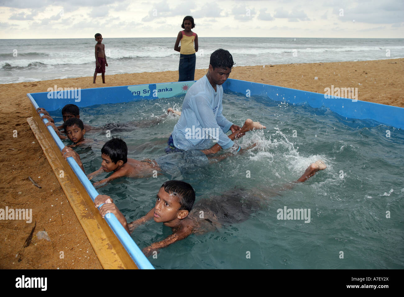 Colombo Sri Lanka Tsunami High Resolution Stock Photography and Images ...