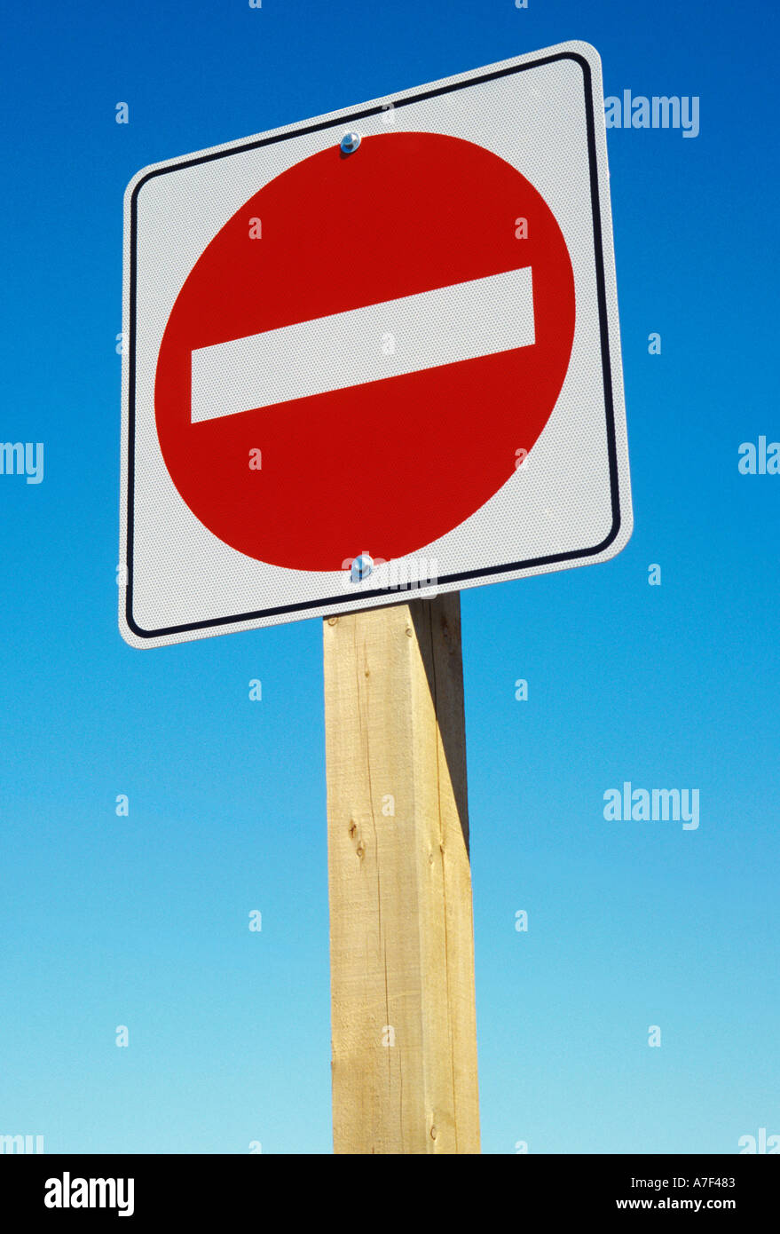 No entry color icon hi-res stock photography and images - Alamy