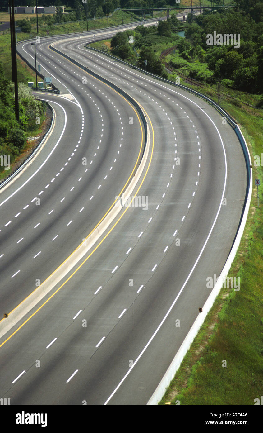 Large winding empty freeway or expressway without cars or traffic Stock ...