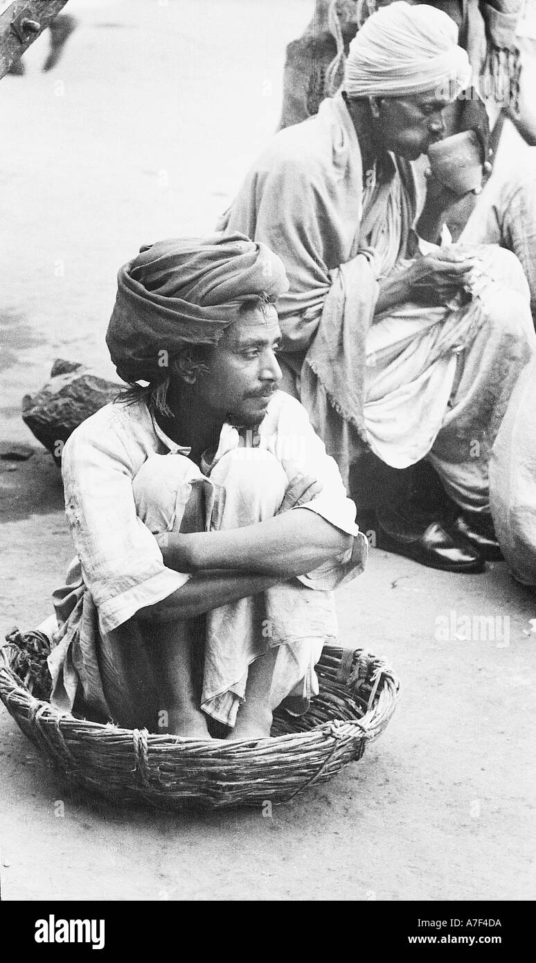 Indian coolie hi-res stock photography and images - Alamy