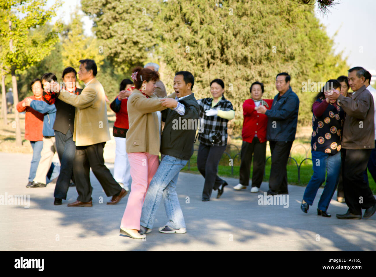 CHINA BEIJING Chinese couples learning to dance Stock Photo - Alamy