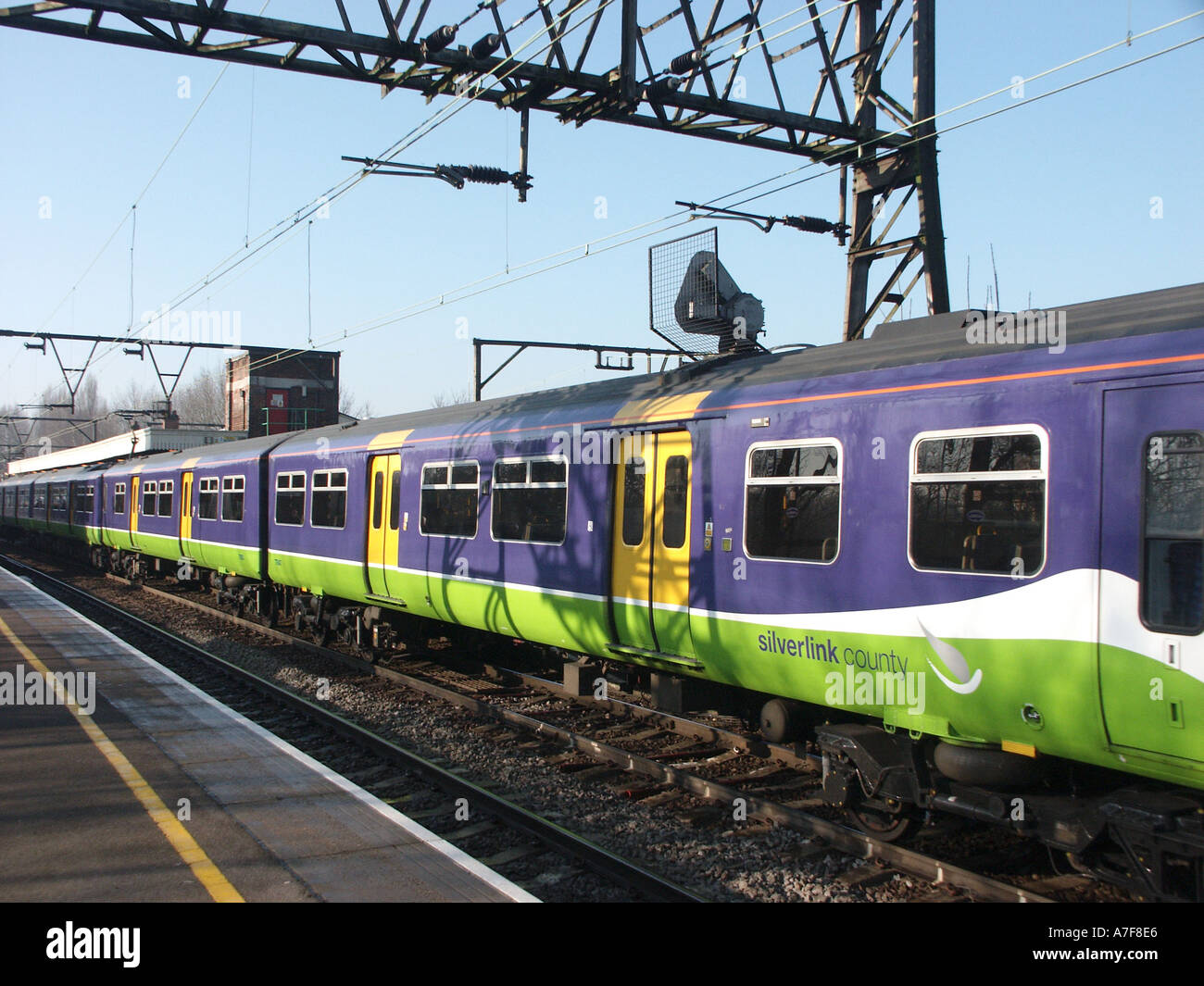 Silverlink County carriages rolling stock on loan to Anglia passenger ...