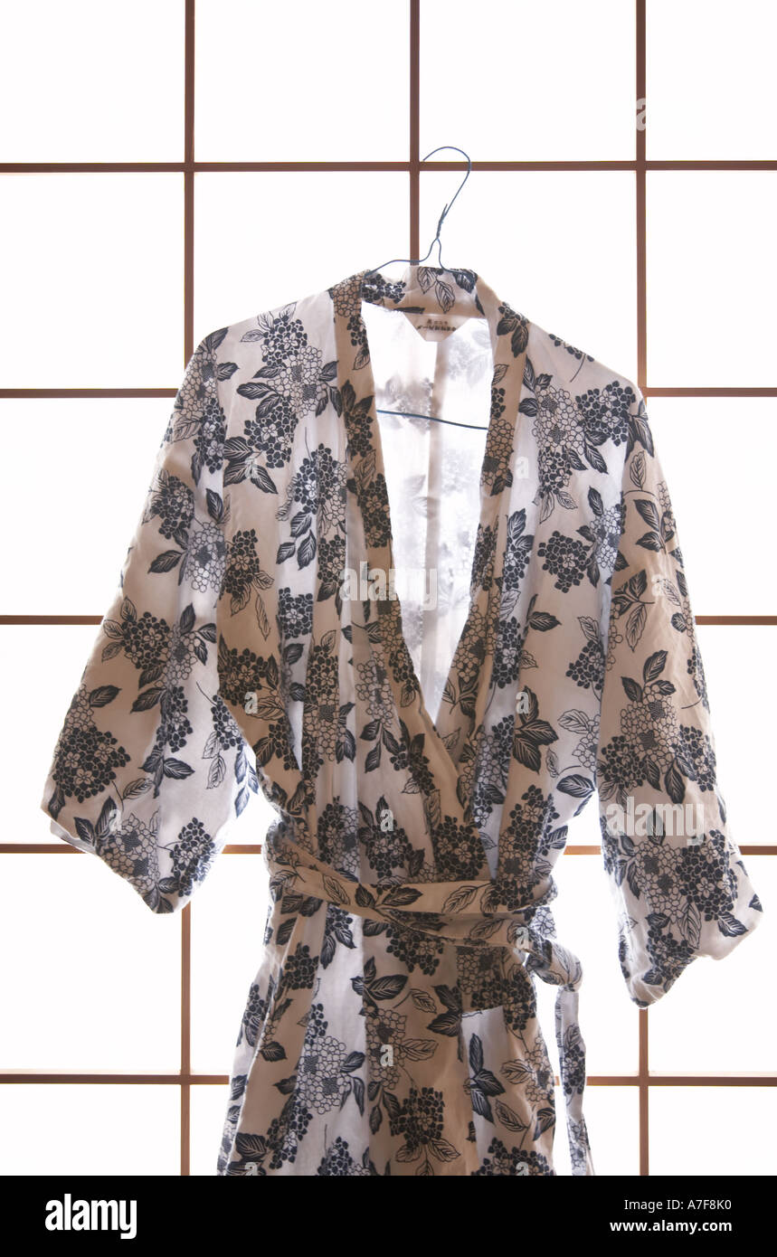 Japanese sliding door hi-res stock photography and images - Alamy