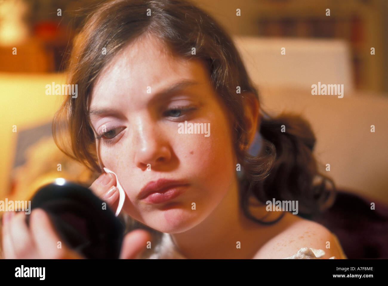 Detroit Michigan Mariel West 12 plays with makeup Stock Photo - Alamy