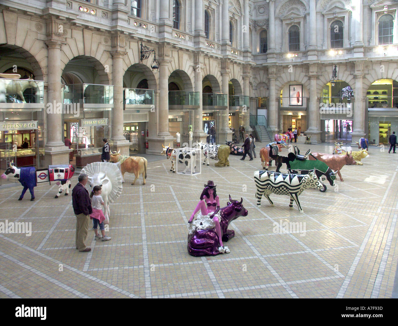 Shopping courtyard within the interior of Royal Exchange building ...