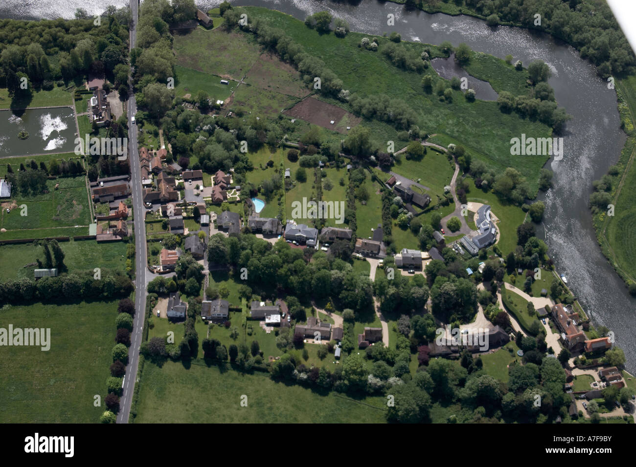 Wallingford river hi-res stock photography and images - Alamy