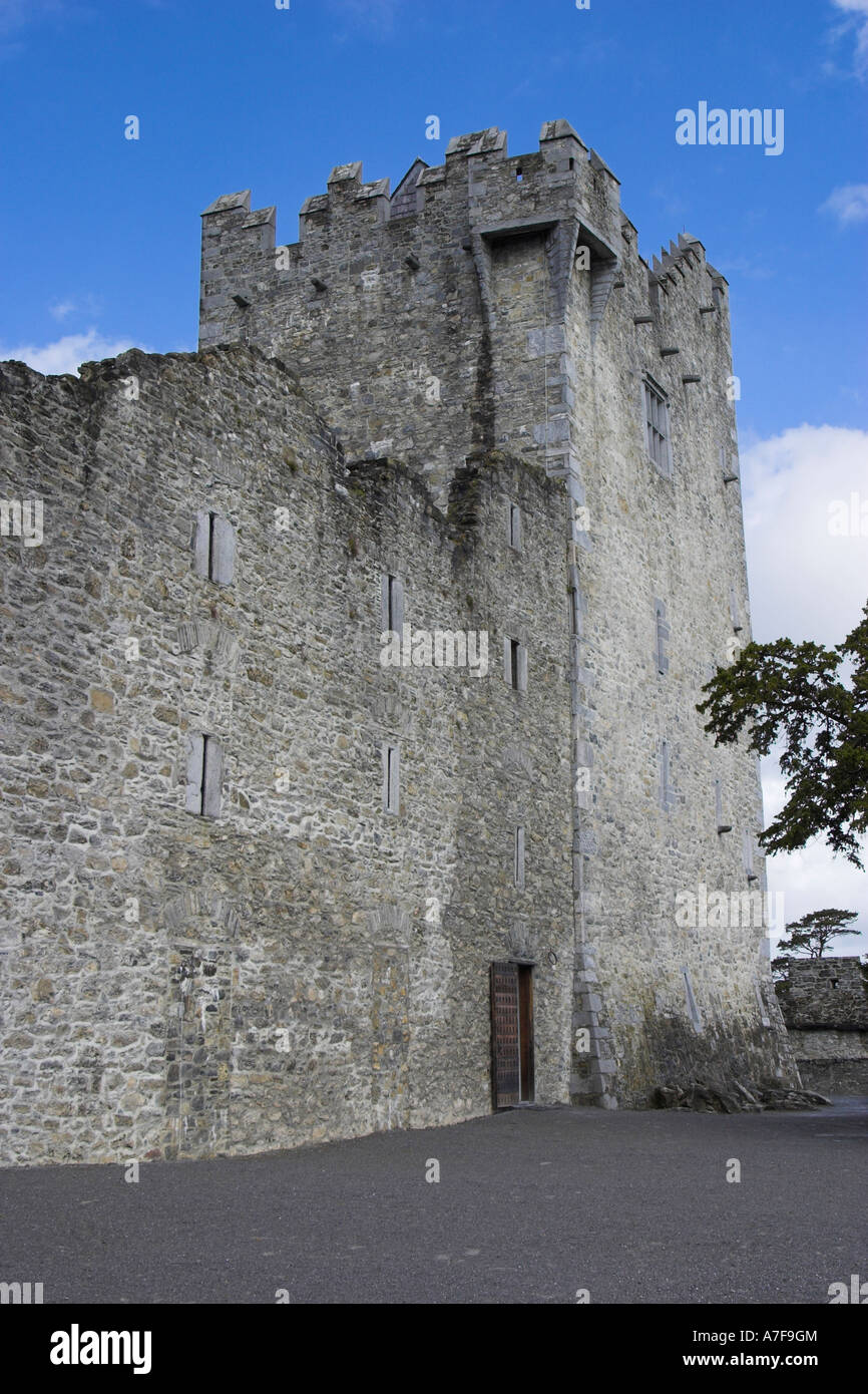 1400s ireland hi-res stock photography and images - Alamy
