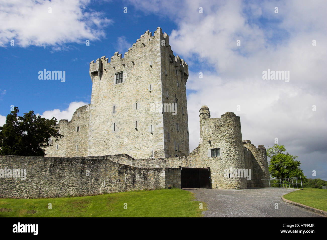 Ross castle ireland restoration hi-res stock photography and images - Alamy