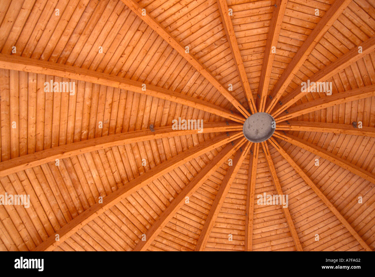 Radial wooden ceiling hi-res stock photography and images - Alamy