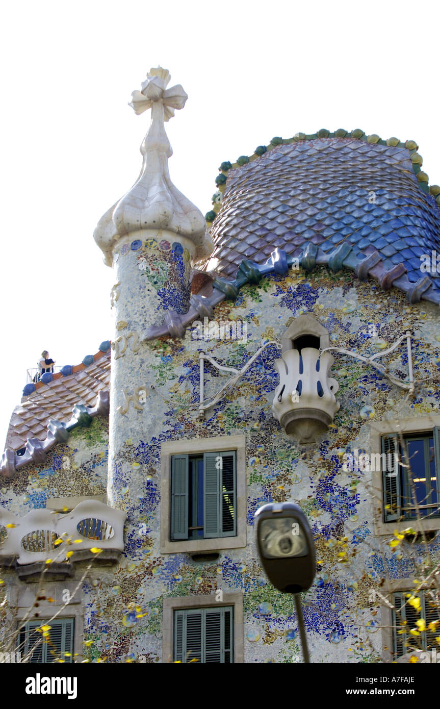 Antoni Gaudi casa batllo surreal special unique design blue sky basic ...