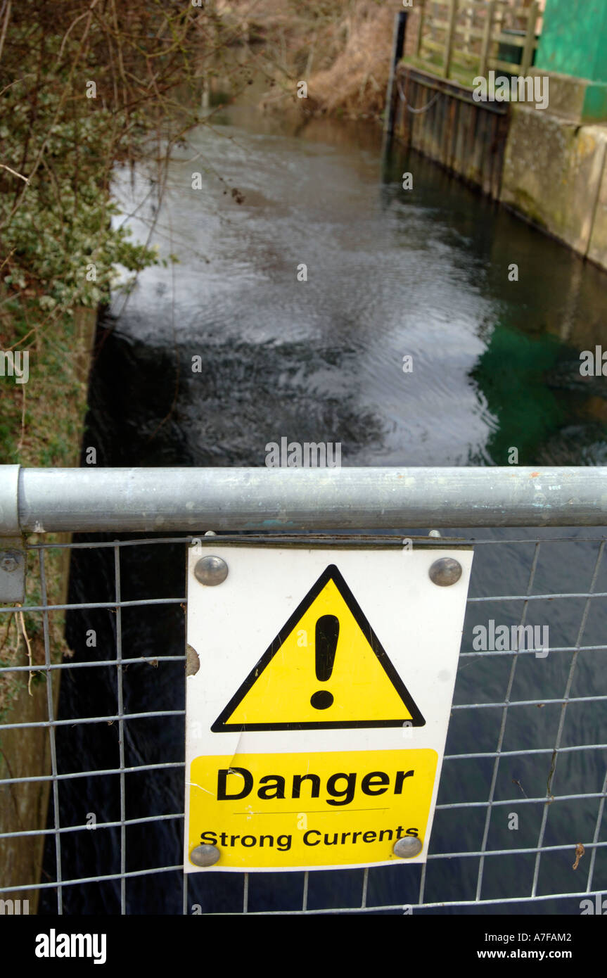 Danger Strong Currents sign on bridge over river, Britain UK Stock ...