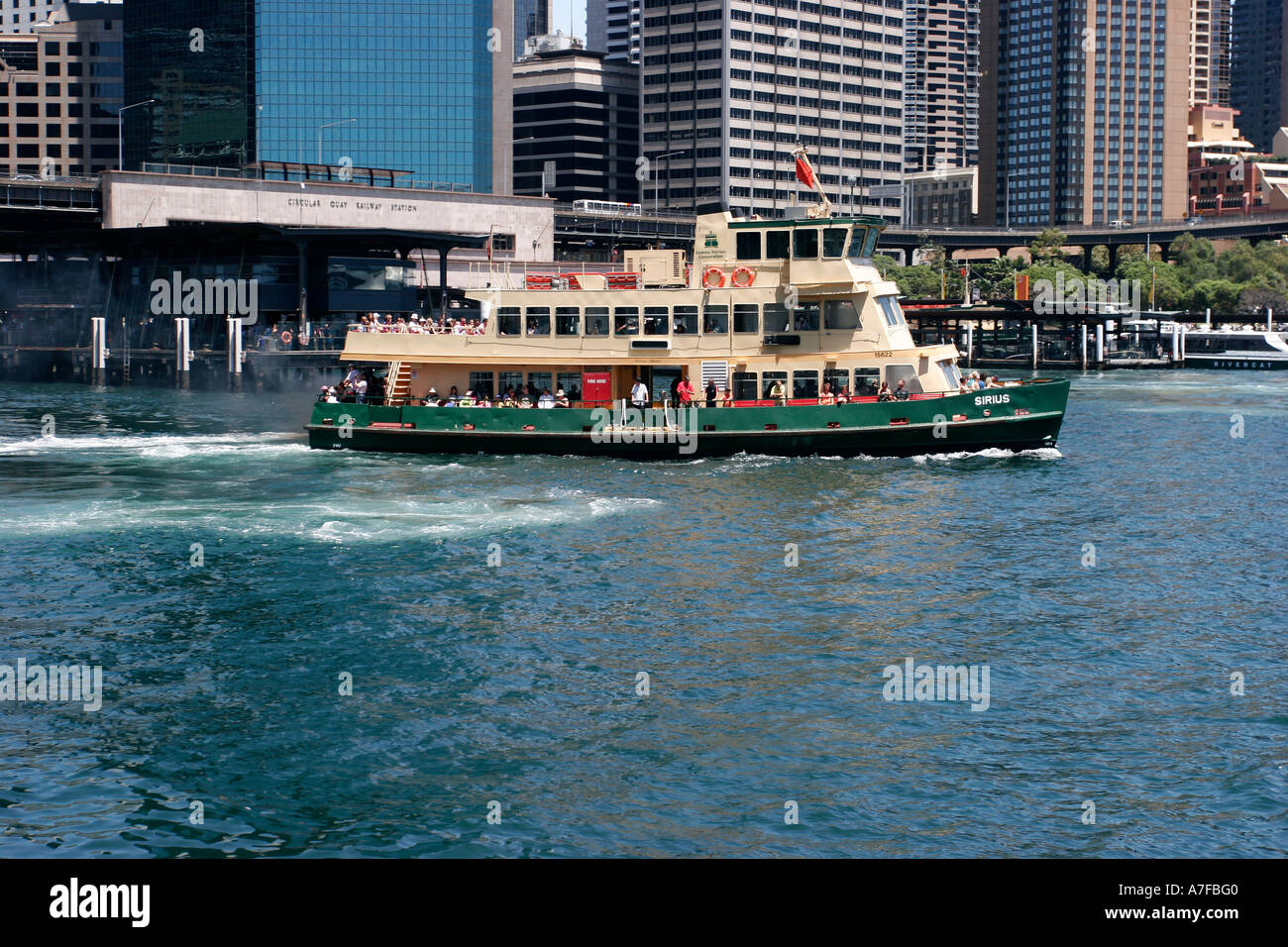 Sydney ferrys hi-res stock photography and images - Alamy
