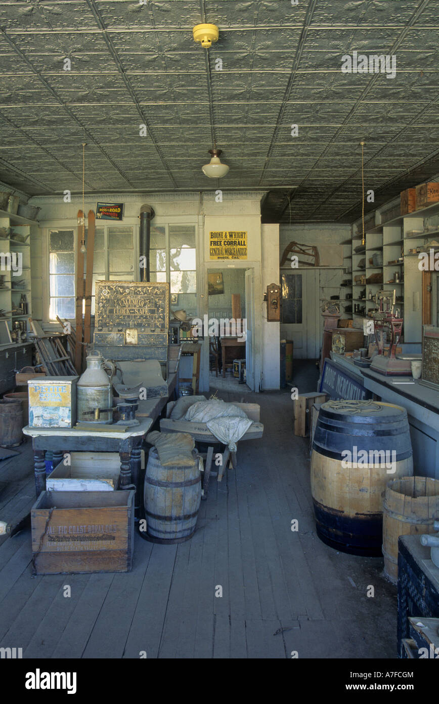 The Boone Store and Warehouse in the ghost town of Bodie, California ...