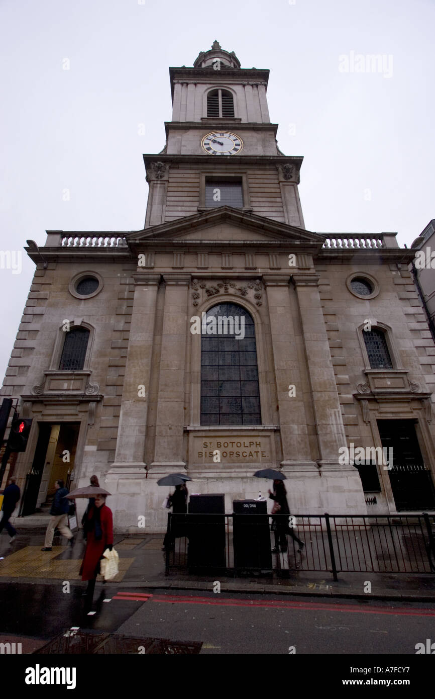 St Botolph Bishopsgate Central London in rain Stock Photo - Alamy