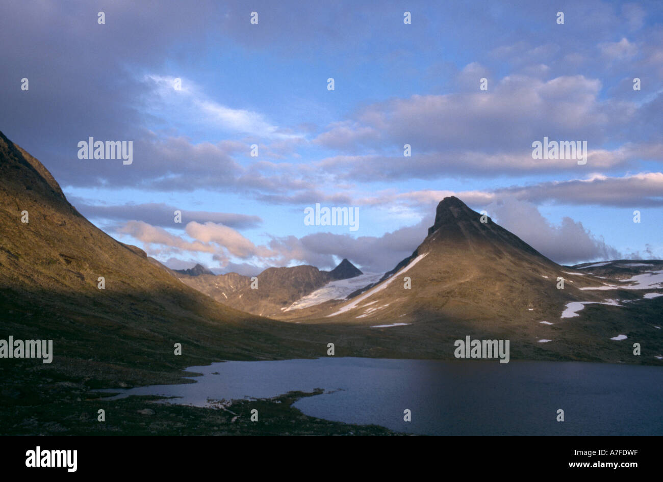 Jotunheim and lake hi-res stock photography and images - Alamy