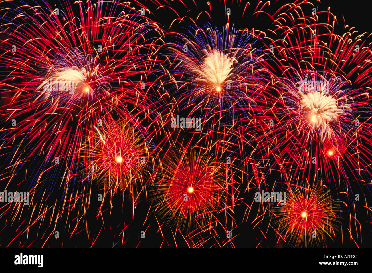 White fireworks hi-res stock photography and images - Alamy