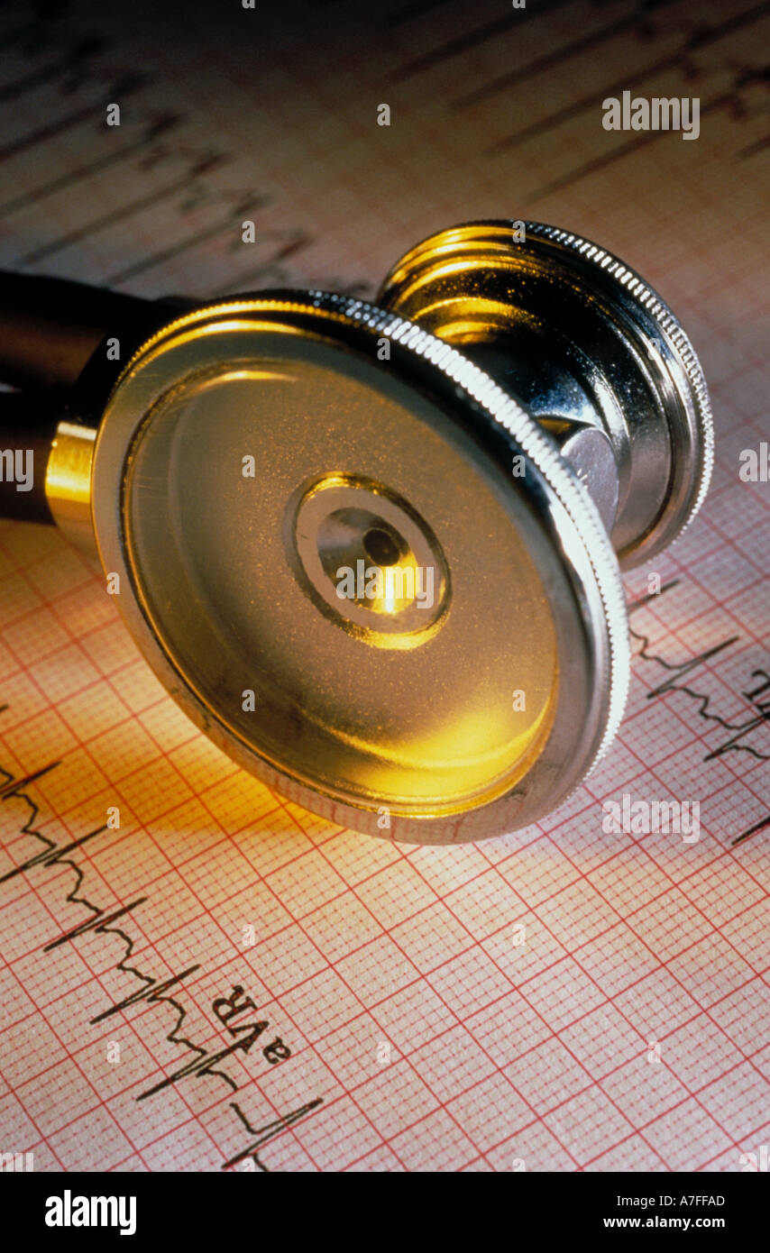Stethoscope on printout hi-res stock photography and images - Alamy