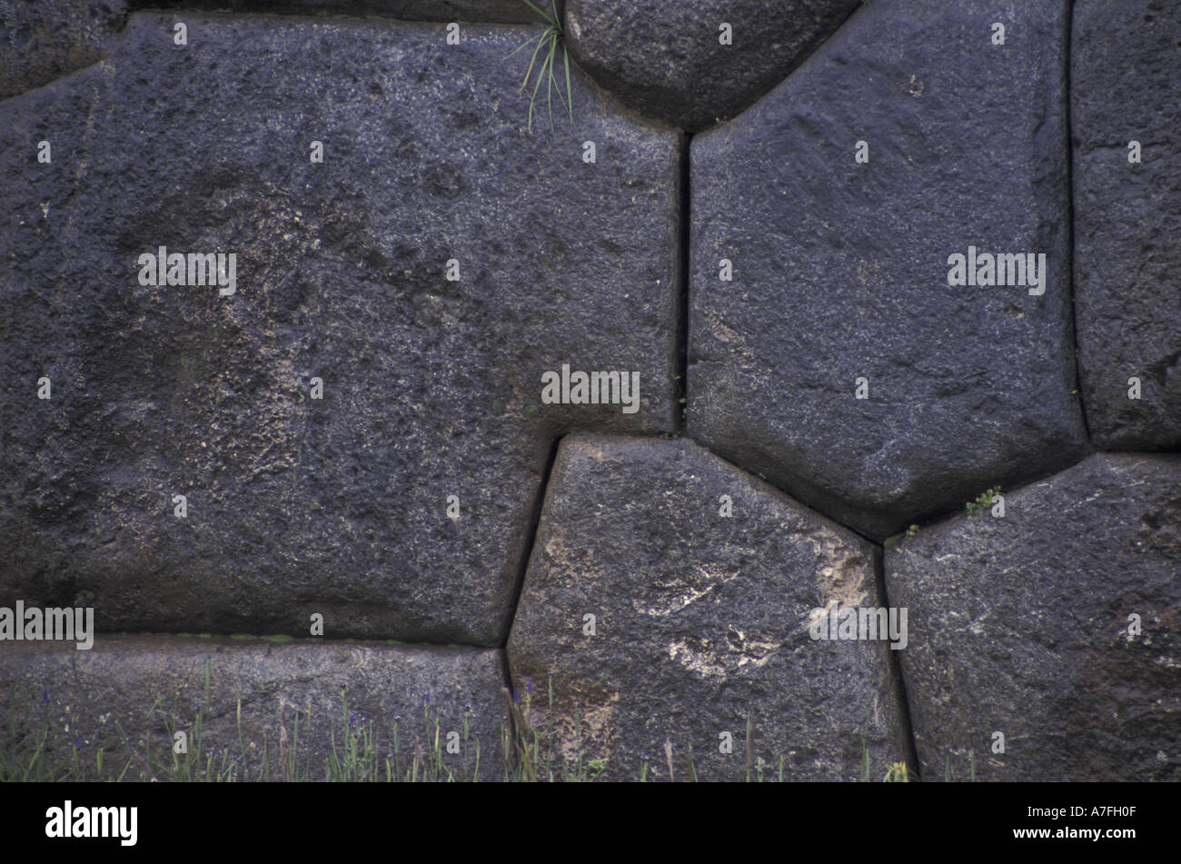 SA, Peru, Sacsayhuaman Inca ruins; distinctive zig-zag terraced walls ...
