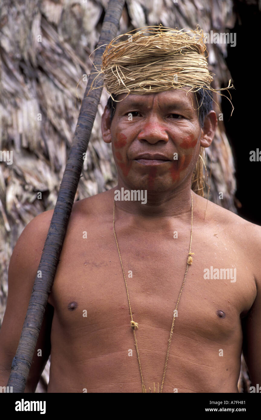 Yagua tribe hi-res stock photography and images - Alamy
