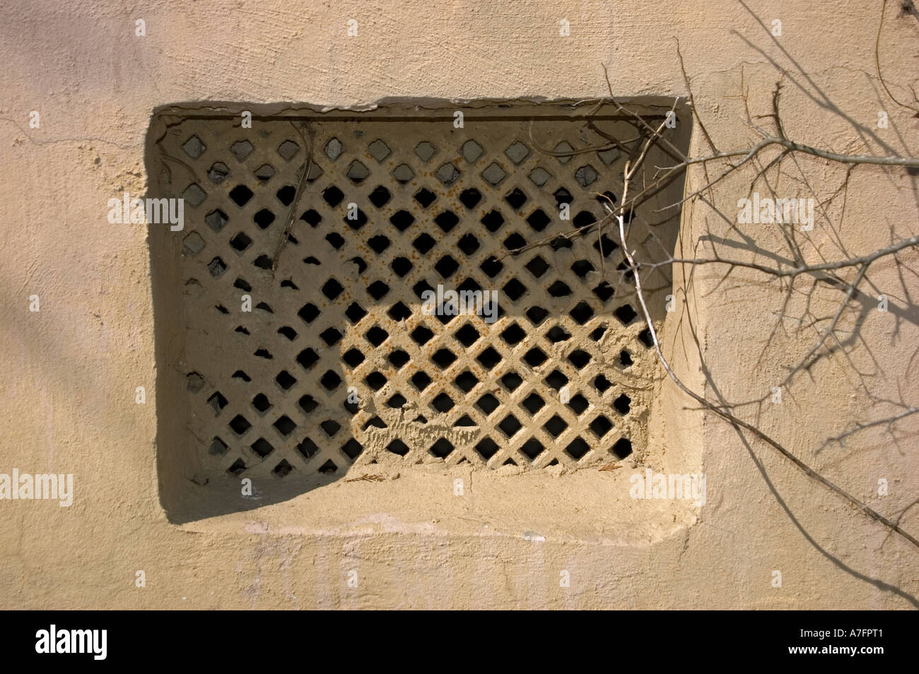 Grate on side of building Stock Photo - Alamy